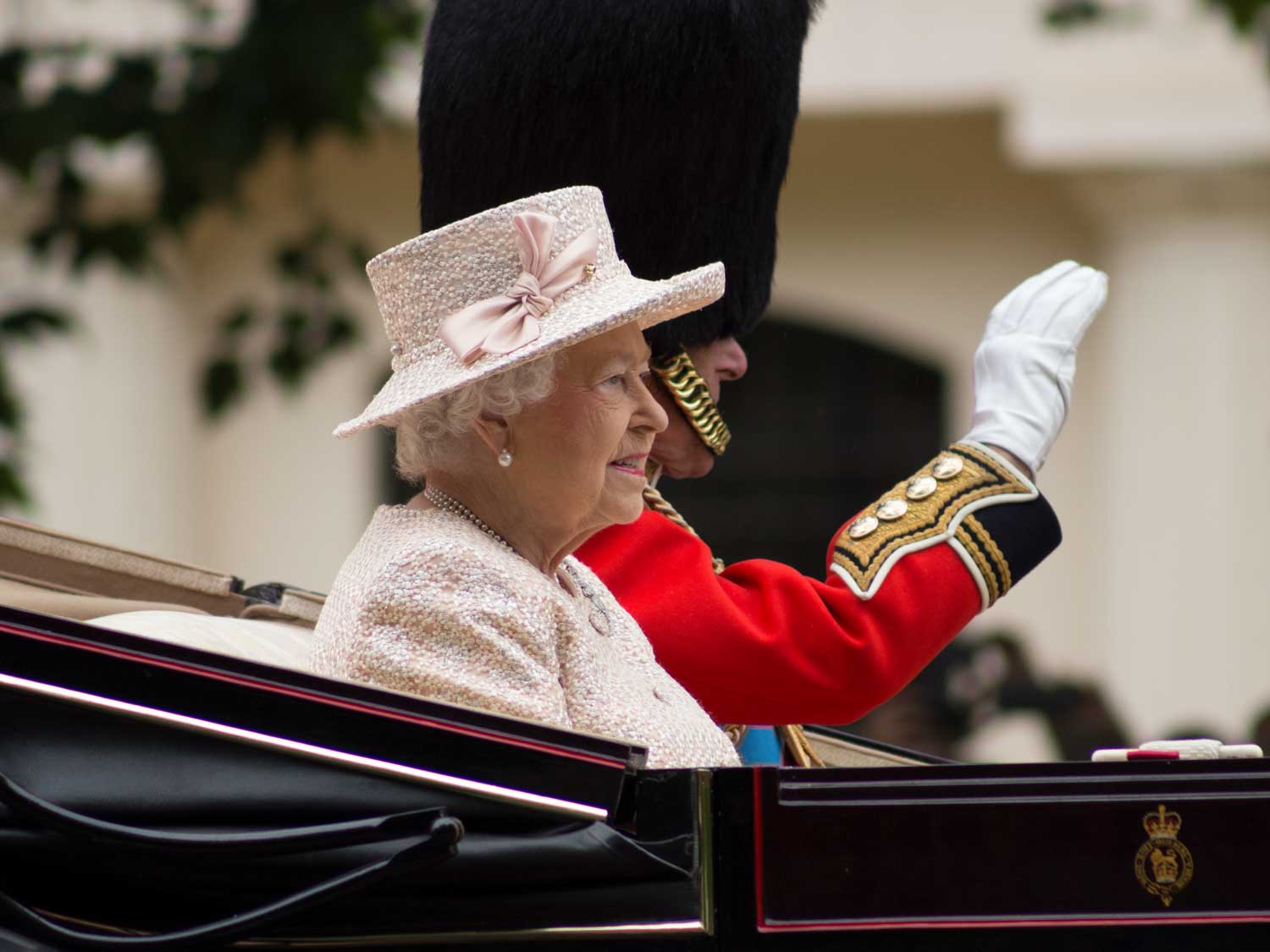 70 years of the Queen and global logistics evolution - Metro