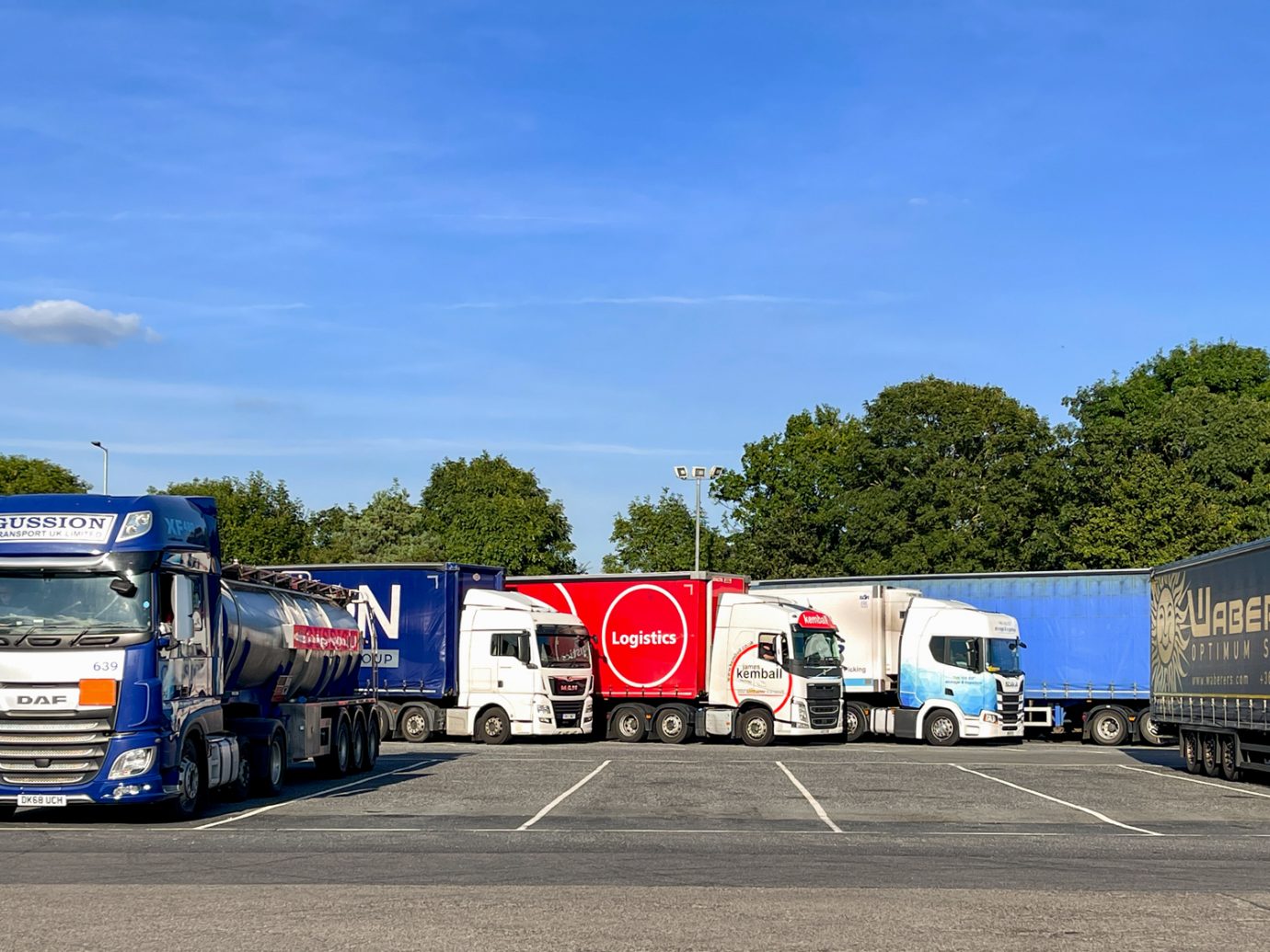 £100 million boost to improve HGV roadside facilities - Metro